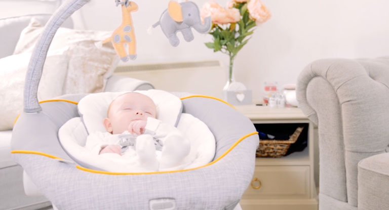Graco Infant Carriers, Booster Seats & Travel Cots at Winstanleys Pramworld