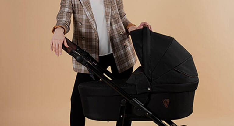 Venicci Prams,Pushchairs,Travel Systems at Winstanleys Pramworld